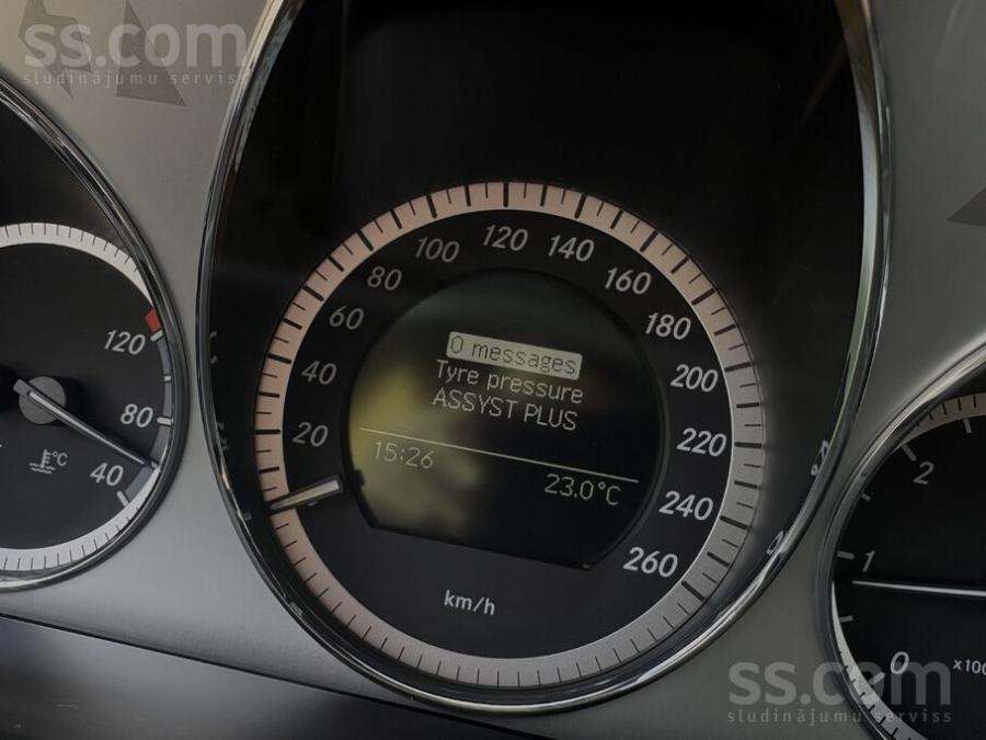 Серый Мерседес Ц 250 2010 в Тукумс, объемом двигателя 2.20 л и пробегом 270 тыс. км за 6600 €, фото 34 на AUTOMOTO.COM.LV