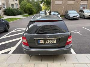 Grey Mercedes-Benz C 250 2010 in Vilnius, with an engine capacity of 2.14 L and mileage of 269 thousand km for 3999 €, photo 7 on AUTOMOTO.COM.LV