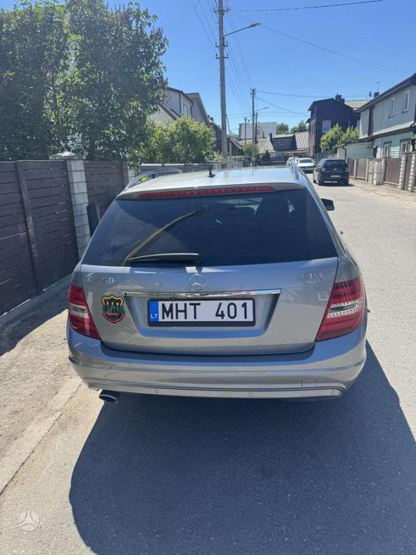 Pelēks Mercedes-Benz C 250 2011 Kauņa, ar dzinēja tilpumu 2.50 L un nobraukumu 556 tūkst. km par 2200 €, foto 4 vietnē AUTOMOTO.COM.LV