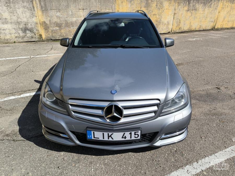 Grey Mercedes-Benz C 250 2011 in Siauliai, with an engine capacity of 2.10 L and mileage of 315 thousand km for 5200 €, photo 6 on AUTOMOTO.COM.LV