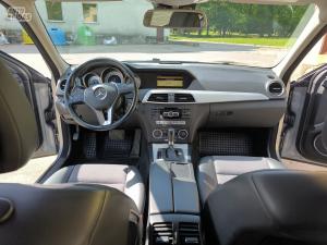 Grey Mercedes-Benz C 250 2011 in Siauliai, with an engine capacity of 2.10 L and mileage of 315 thousand km for 5200 €, photo 15 on AUTOMOTO.COM.LV