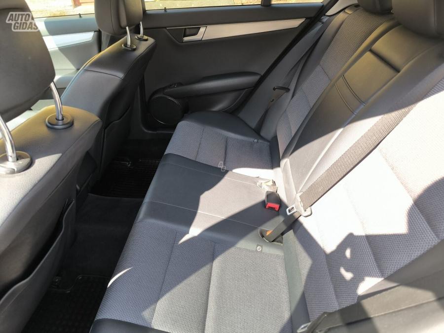 Grey Mercedes-Benz C 250 2011 in Siauliai, with an engine capacity of 2.10 L and mileage of 315 thousand km for 5200 €, photo 16 on AUTOMOTO.COM.LV