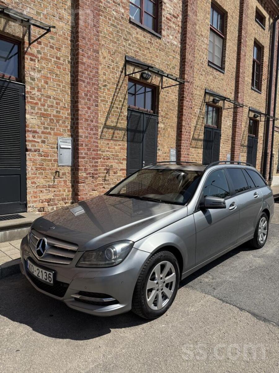 Pelēks Mercedes-Benz C 250 2012 Rīga, ar dzinēja tilpumu 2.20 L un nobraukumu 385 tūkst. km par 6900 €, foto 1 vietnē AUTOMOTO.COM.LV