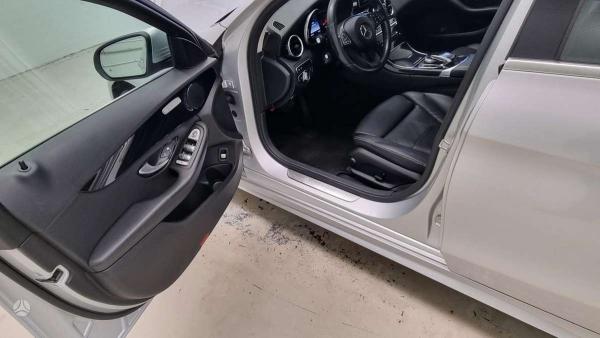 Pelēks Mercedes-Benz C 250 2015 Radviliškis, ar dzinēja tilpumu 2.14 L un nobraukumu 670 tūkst. km par 7500 €, foto 8 vietnē AUTOMOTO.COM.LV