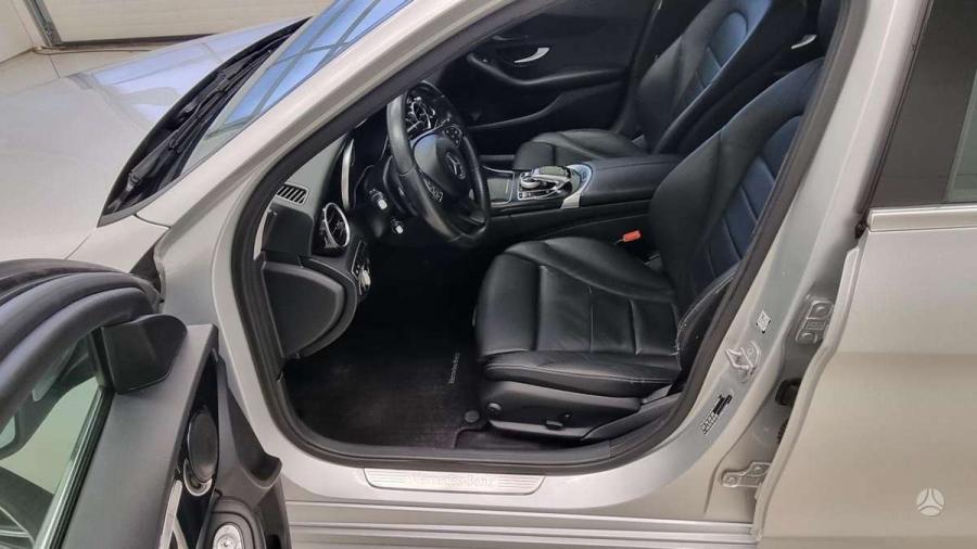 Grey Mercedes-Benz C 250 2015 in Radviliskis, with an engine capacity of 2.14 L and mileage of 670 thousand km for 7500 €, photo 9 on AUTOMOTO.COM.LV