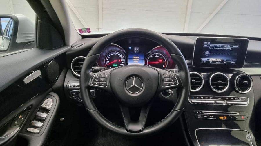 Grey Mercedes-Benz C 250 2015 in Radviliskis, with an engine capacity of 2.14 L and mileage of 670 thousand km for 7500 €, photo 15 on AUTOMOTO.COM.LV