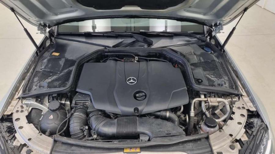 Grey Mercedes-Benz C 250 2015 in Radviliskis, with an engine capacity of 2.14 L and mileage of 670 thousand km for 7500 €, photo 25 on AUTOMOTO.COM.LV