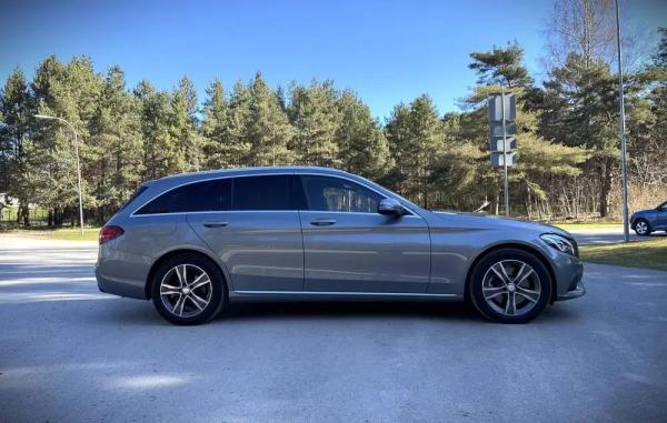 Pelēks Mercedes-Benz C 250 2015 Jūrmala, ar dzinēja tilpumu 2.20 L un nobraukumu 250 tūkst. km par 12500 €, foto 6 vietnē AUTOMOTO.COM.LV