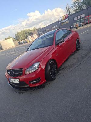Sarkans Mercedes-Benz C 250 2012 Kalvarija, ar dzinēja tilpumu 1.80 L un nobraukumu 190 tūkst. km par 8000 €, foto 13 vietnē AUTOMOTO.COM.LV