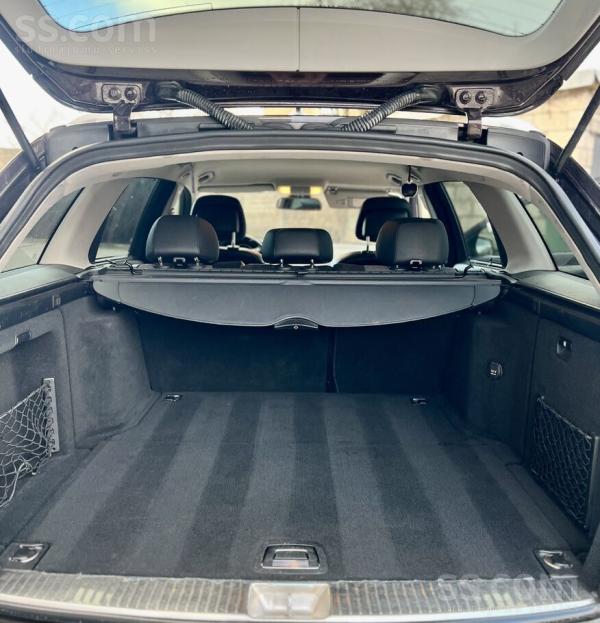 Sarkans Mercedes-Benz C 250 2011 Tukums, ar dzinēja tilpumu 2.20 L un nobraukumu 0 tūkst. km par 4750 €, foto 7 vietnē AUTOMOTO.COM.LV