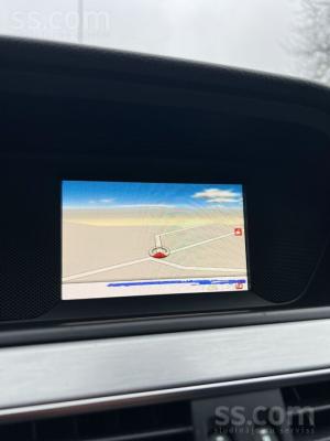 Red Mercedes-Benz C 250 2011 in Tukums, with an engine capacity of 2.20 L and mileage of 0 thousand km for 4750 €, photo 11 on AUTOMOTO.COM.LV