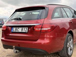 Red Mercedes-Benz C 250 2015 in Vilnius, with an engine capacity of 2.14 L and mileage of 315 thousand km for 9500 €, photo 13 on AUTOMOTO.COM.LV
