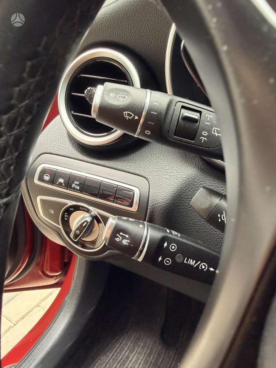 Red Mercedes-Benz C 250 2015 in Vilnius, with an engine capacity of 2.14 L and mileage of 315 thousand km for 9500 €, photo 15 on AUTOMOTO.COM.LV