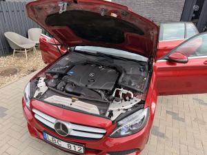 Red Mercedes-Benz C 250 2015 in Vilnius, with an engine capacity of 2.14 L and mileage of 315 thousand km for 9500 €, photo 25 on AUTOMOTO.COM.LV