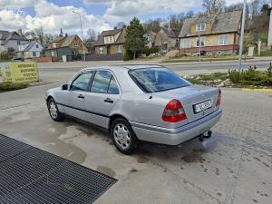 Mercedes-Benz C 250 1995 Šilalė, ar dzinēja tilpumu 2.50 L un nobraukumu 300 tūkst. km par 1500 €, foto 6 vietnē AUTOMOTO.COM.LV
