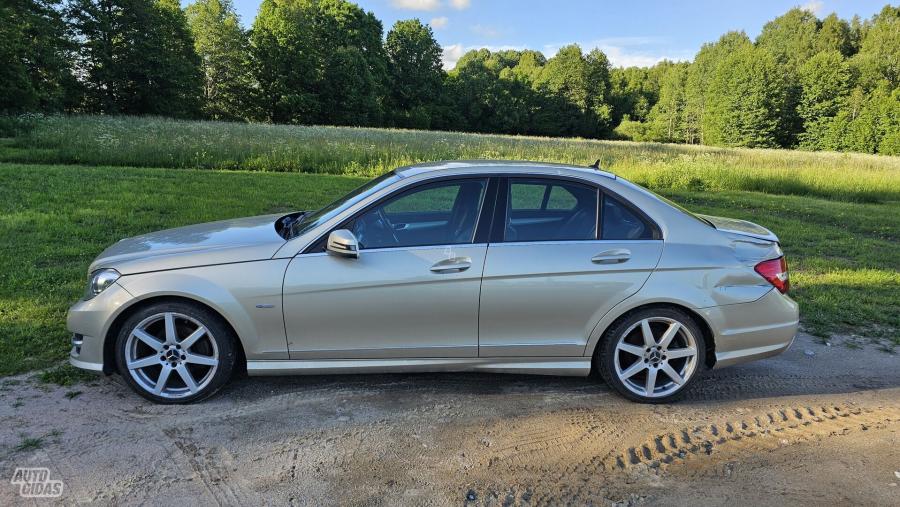 Mercedes-Benz C 250 2011 Klaipėda, ar dzinēja tilpumu 2.20 L un nobraukumu 172 tūkst. km par 3000 €, foto 7 vietnē AUTOMOTO.COM.LV