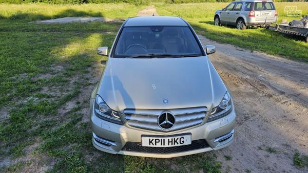Мерседес Ц 250 2011 в Клайпеда, объемом двигателя 2.20 л и пробегом 172 тыс. км за 3000 €, фото 9 на AUTOMOTO.COM.LV