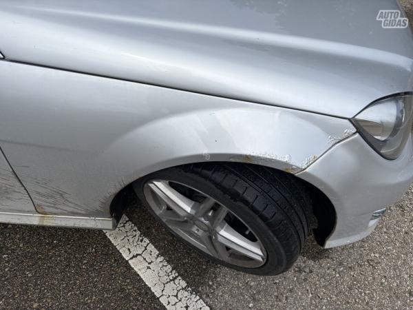 Mercedes-Benz C 250 2013 in Vilnius, with an engine capacity of 1.80 L and mileage of 328 thousand km for 6000 €, photo 6 on AUTOMOTO.COM.LV