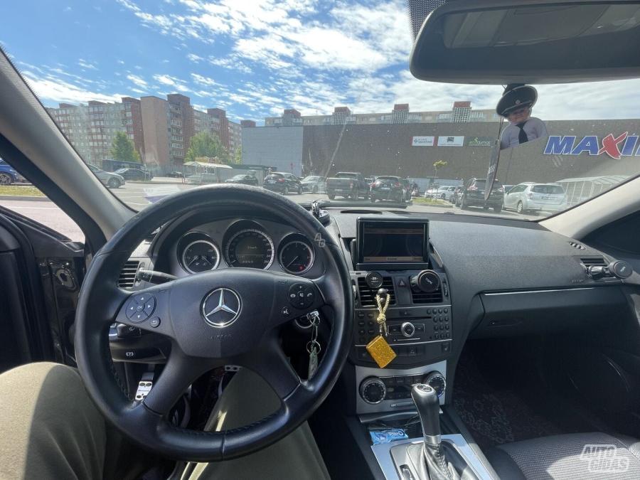Мерседес Ц 250 2010 в Клайпеда, объемом двигателя 2.20 л и пробегом 380 тыс. км за 3500 €, фото 9 на AUTOMOTO.COM.LV