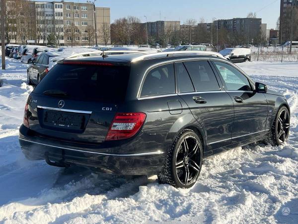 Mercedes-Benz C 250 2011 in Kedainiai, with an engine capacity of 2.20 L and mileage of 268 thousand km for 6450 €, photo 4 on AUTOMOTO.COM.LV