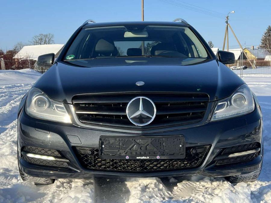 Mercedes-Benz C 250 2011 in Kedainiai, with an engine capacity of 2.20 L and mileage of 268 thousand km for 6600 €, photo 6 on AUTOMOTO.COM.LV