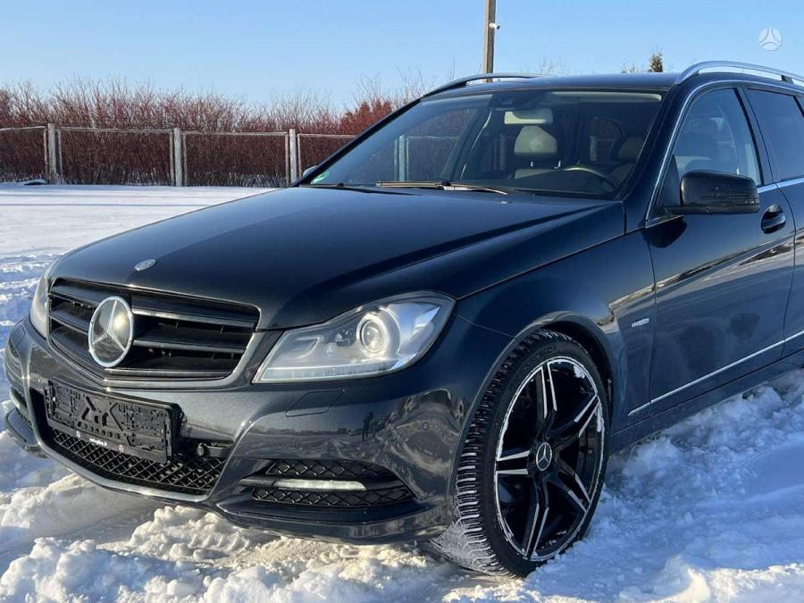 Mercedes-Benz C 250 2011 in Kedainiai, with an engine capacity of 2.20 L and mileage of 268 thousand km for 6600 €, photo 8 on AUTOMOTO.COM.LV