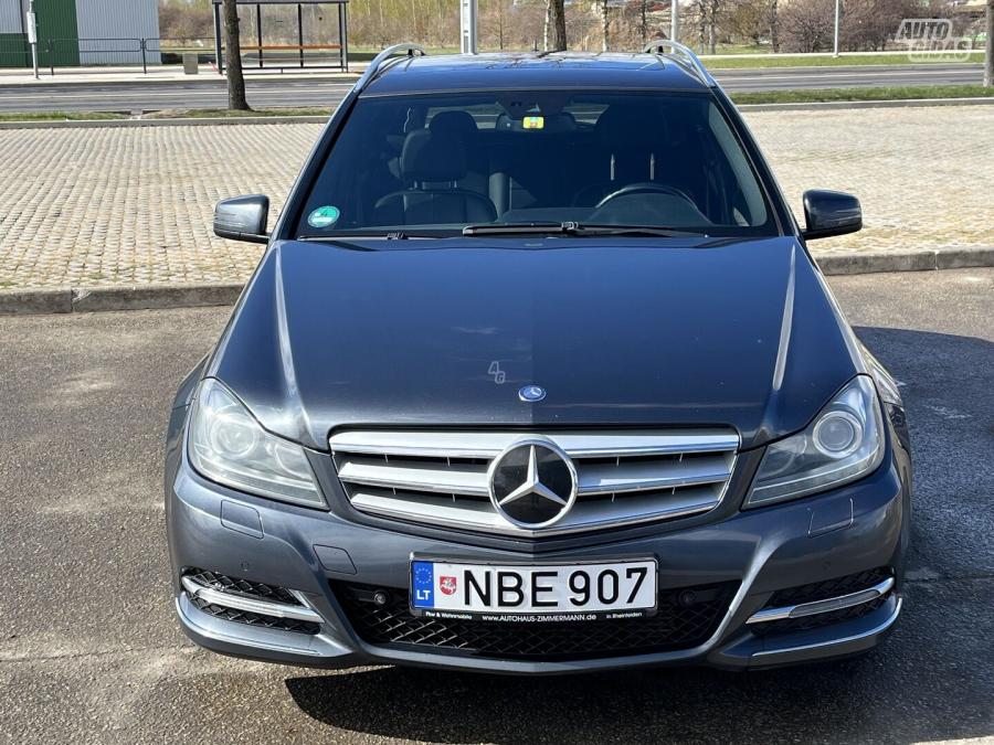 Мерседес Ц 250 2012 в Шяуляй, объемом двигателя 2.20 л и пробегом 320 тыс. км за 7500 €, фото 1 на AUTOMOTO.COM.LV