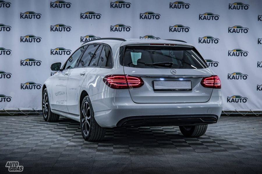 Mercedes-Benz C 250 2015 Kauņa, ar dzinēja tilpumu 2.20 L un nobraukumu 277 tūkst. km par 9990 €, foto 5 vietnē AUTOMOTO.COM.LV