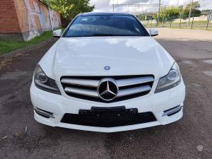 White Mercedes-Benz C 250 2013 in Siauliai, with an engine capacity of 2.00 L and mileage of 222 thousand km for 8900 €, photo 3 on AUTOMOTO.COM.LV