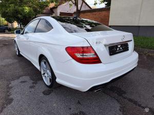 White Mercedes-Benz C 250 2013 in Siauliai, with an engine capacity of 2.00 L and mileage of 222 thousand km for 8900 €, photo 6 on AUTOMOTO.COM.LV