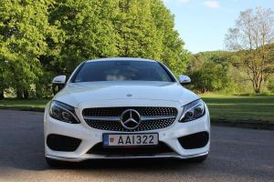 White Mercedes-Benz C 250 2016 in Kaunas, with an engine capacity of 2.14 L and mileage of 192 thousand km for 20900 €, photo 9 on AUTOMOTO.COM.LV