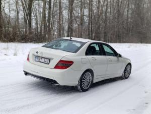 Balts Mercedes-Benz C 250 2011 Kauņa, ar dzinēja tilpumu 2.50 L un nobraukumu 209 tūkst. km par 3600 €, foto 9 vietnē AUTOMOTO.COM.LV