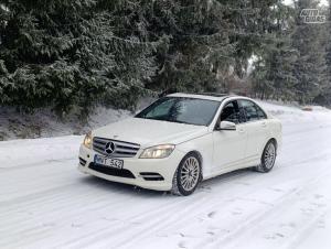 Balts Mercedes-Benz C 250 2011 Kauņa, ar dzinēja tilpumu 2.50 L un nobraukumu 2158 tūkst. km par 3600 €, foto 4 vietnē AUTOMOTO.COM.LV
