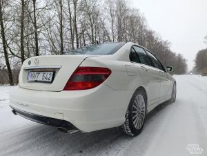 Balts Mercedes-Benz C 250 2011 Kauņa, ar dzinēja tilpumu 2.50 L un nobraukumu 2158 tūkst. km par 3600 €, foto 10 vietnē AUTOMOTO.COM.LV