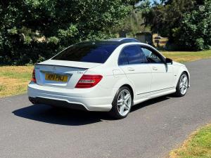 Balts Mercedes-Benz C 250 2011 Šauļi, ar dzinēja tilpumu 2.14 L un nobraukumu 200 tūkst. km par 3499 €, foto 4 vietnē AUTOMOTO.COM.LV