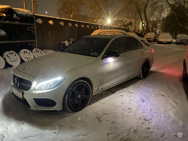 White Mercedes-Benz C 250 2014 in Marijampole, with an engine capacity of 2.14 L and mileage of 250 thousand km for 15000 €, photo 1 on AUTOMOTO.COM.LV