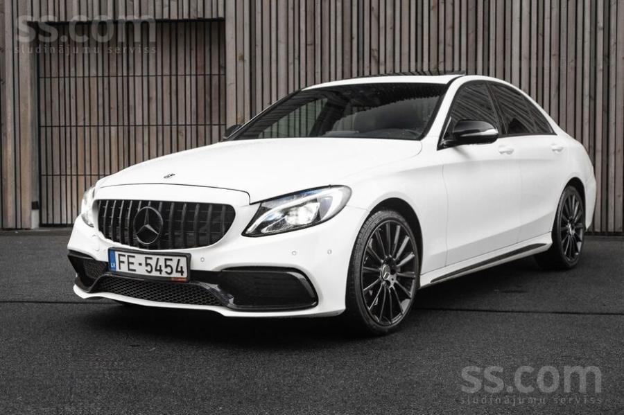 White Mercedes-Benz C 250 2015 in Riga, with an engine capacity of 2.20 L and mileage of 247 thousand km for 18500 €, photo 3 on AUTOMOTO.COM.LV