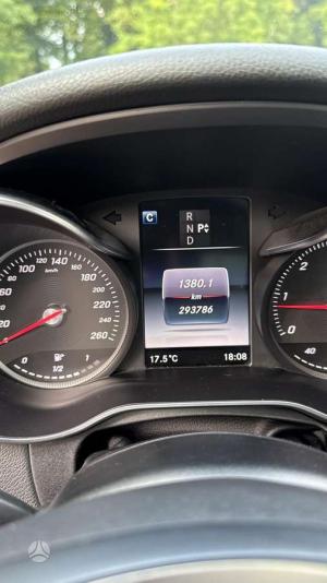 Белый Мерседес Ц 250 2015 в Вильнюс, объемом двигателя 2.14 л и пробегом 294 тыс. км за 16900 €, фото 23 на AUTOMOTO.COM.LV