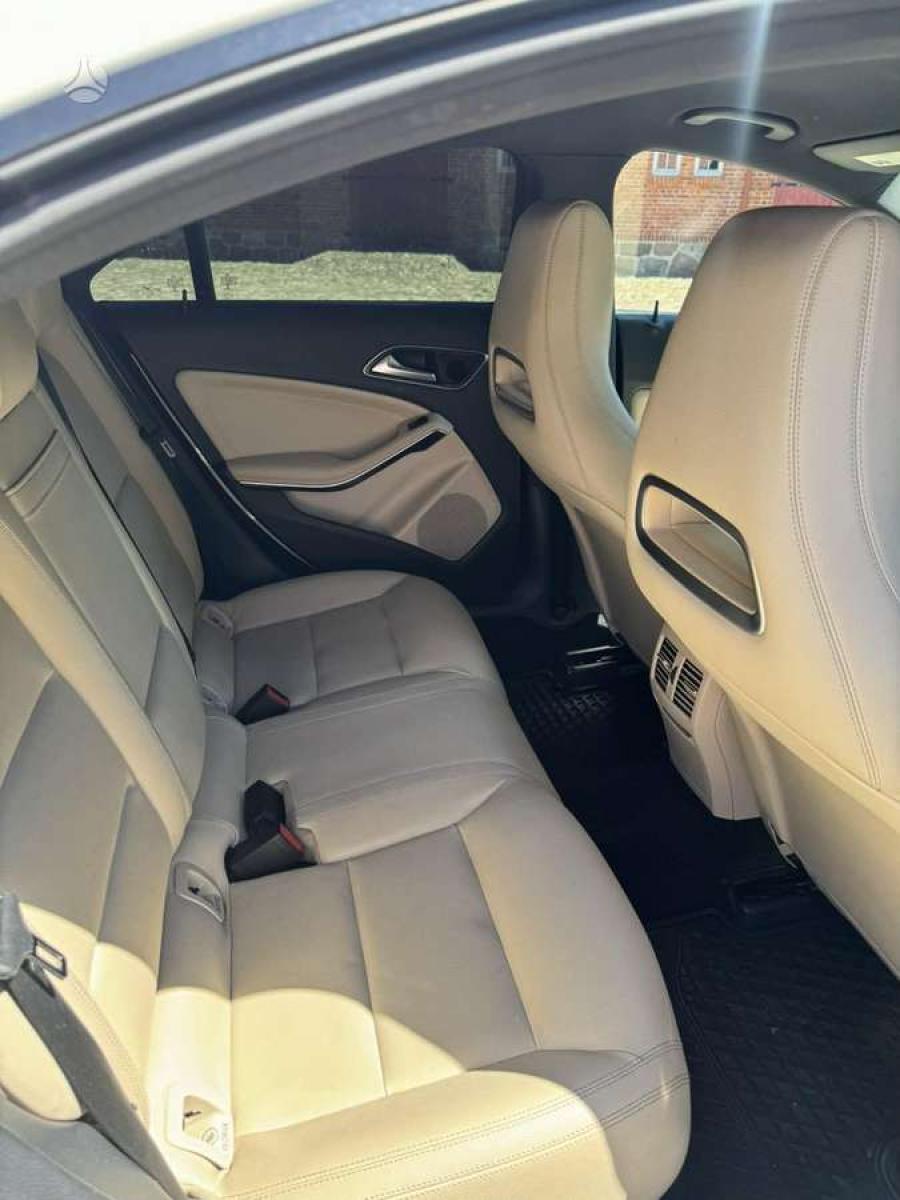Balts Mercedes-Benz C 250 2015 Šilutė, ar dzinēja tilpumu 2.00 L un nobraukumu 202 tūkst. km par 12700 €, foto 7 vietnē AUTOMOTO.COM.LV