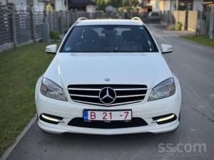 Белый Мерседес Ц 250 2010 в Елгава, объемом двигателя 2.20 л и пробегом 373 тыс. км за 5500 €, фото 6 на AUTOMOTO.COM.LV