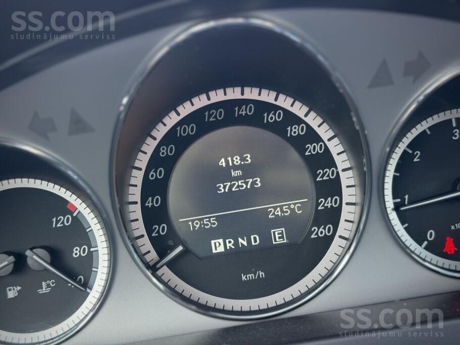 Белый Мерседес Ц 250 2010 в Елгава, объемом двигателя 2.20 л и пробегом 373 тыс. км за 5500 €, фото 17 на AUTOMOTO.COM.LV
