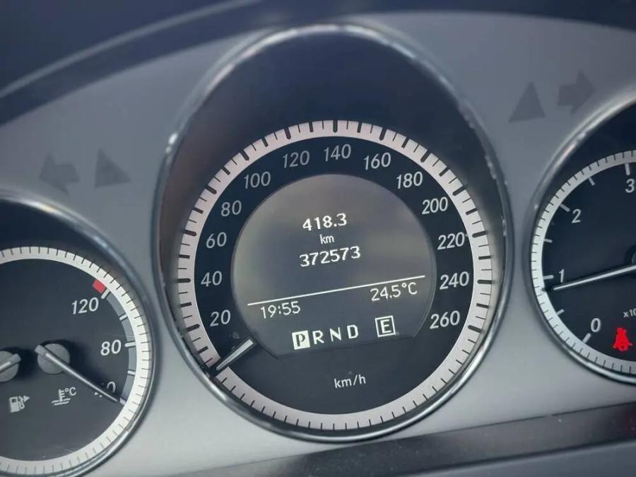 Белый Мерседес Ц 250 2010 в Елгава, объемом двигателя 2.20 л и пробегом 373 тыс. км за 5500 €, фото 17 на AUTOMOTO.COM.LV