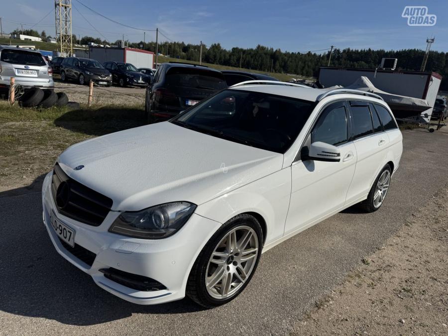 White Mercedes-Benz C 250 2012 in Vilnius, with an engine capacity of 2.10 L and mileage of 276 thousand km for 6650 €, photo 1 on AUTOMOTO.COM.LV