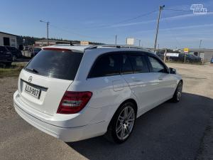White Mercedes-Benz C 250 2012 in Vilnius, with an engine capacity of 2.10 L and mileage of 276 thousand km for 6200 €, photo 4 on AUTOMOTO.COM.LV