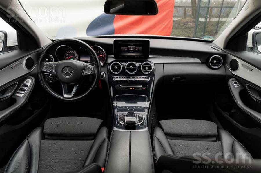 White Mercedes-Benz C 250 2014 in Riga, with an engine capacity of 2.10 L and mileage of 225 thousand km for 13500 €, photo 10 on AUTOMOTO.COM.LV
