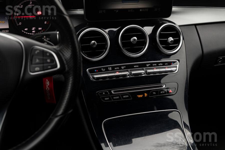 White Mercedes-Benz C 250 2014 in Riga, with an engine capacity of 2.10 L and mileage of 225 thousand km for 13500 €, photo 15 on AUTOMOTO.COM.LV