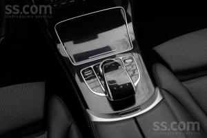 White Mercedes-Benz C 250 2014 in Riga, with an engine capacity of 2.10 L and mileage of 225 thousand km for 13500 €, photo 16 on AUTOMOTO.COM.LV