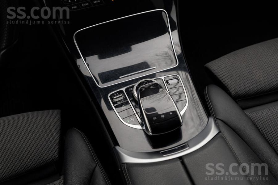 White Mercedes-Benz C 250 2014 in Riga, with an engine capacity of 2.10 L and mileage of 225 thousand km for 13500 €, photo 16 on AUTOMOTO.COM.LV
