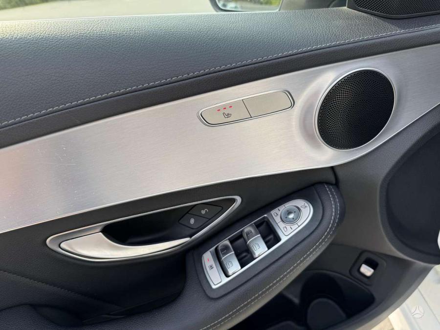 Balts Mercedes-Benz C 250 2015 Telšiai, ar dzinēja tilpumu 2.14 L un nobraukumu 259 tūkst. km par 11300 €, foto 19 vietnē AUTOMOTO.COM.LV