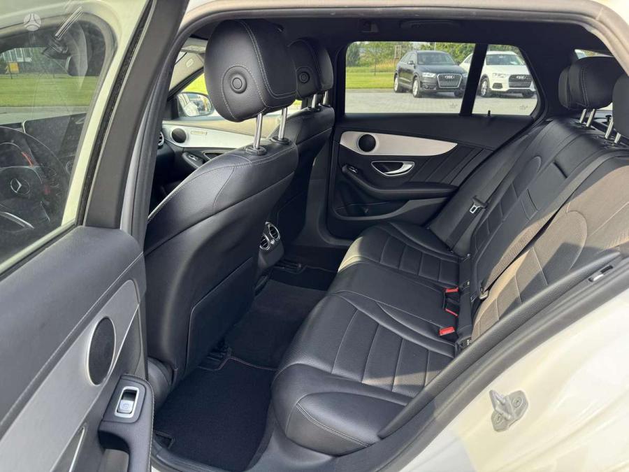 Balts Mercedes-Benz C 250 2015 Telšiai, ar dzinēja tilpumu 2.14 L un nobraukumu 259 tūkst. km par 11300 €, foto 20 vietnē AUTOMOTO.COM.LV